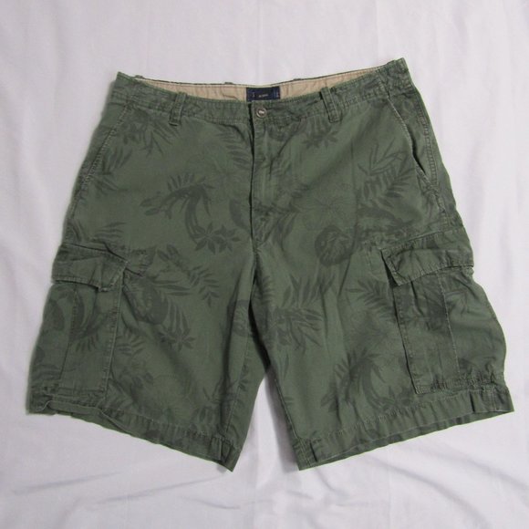 Izod Jeans | Shorts | Izod Jeans Mens Cargo Shorts Hawaiian Print ...